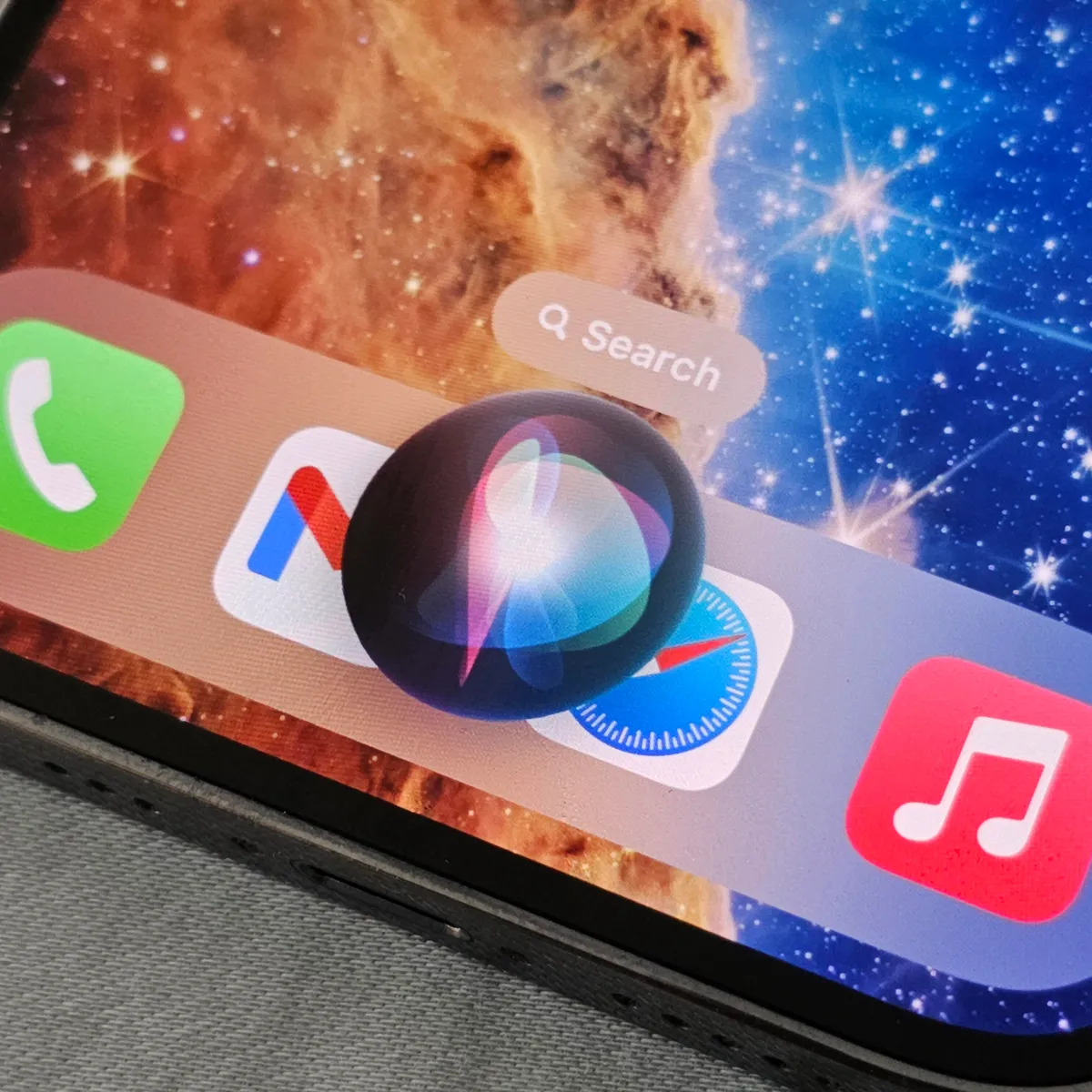 iOS 18首批AI功能可只靠设备本身 无需依赖云服务器_科技智能-易采游戏网